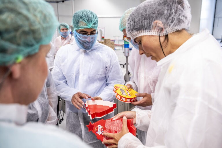 Mars and Vetico delegations officially open new building in Veghel ...